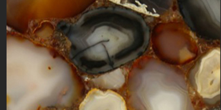 Mont Surfaces Collection | Precious Stone Countertops in Columbus